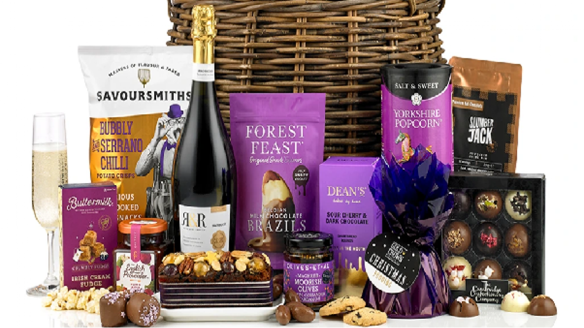 Enter Raffle to Win Creo Hampers 2021 hosted by Amy Morgan-Ward