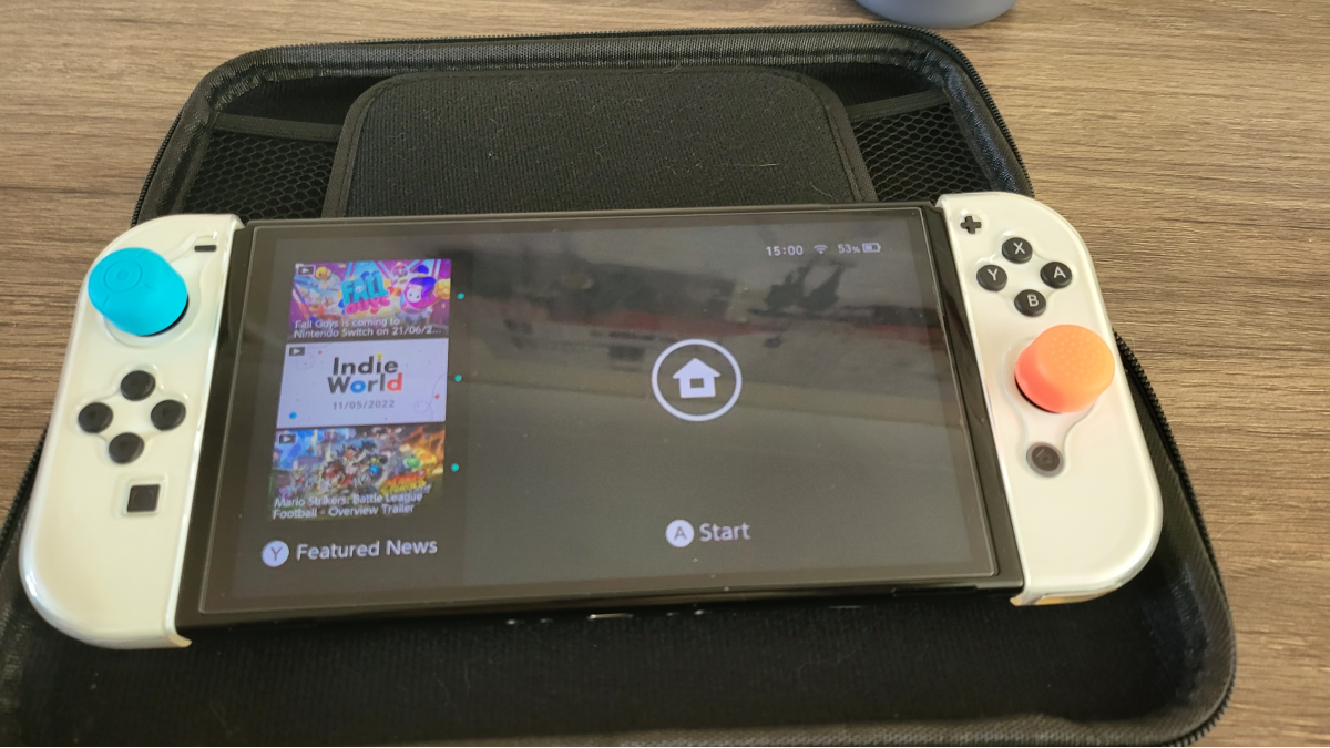 Enter Raffle to Win Nintendo switch OLED hosted by Alexandru Roman