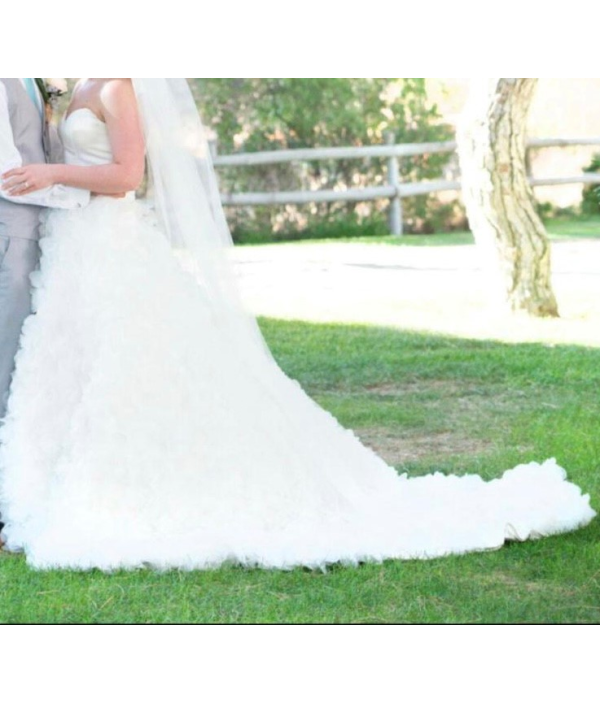 Enter Raffle to Win Designer Wedding Dress hosted by Leonneh