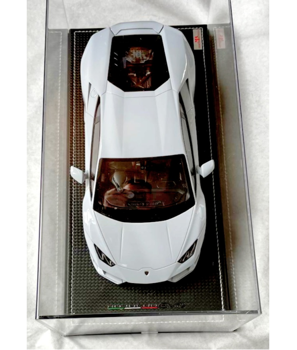 Enter Raffle to Win Lamborghini Huracan Evo hosted by Darren Shears