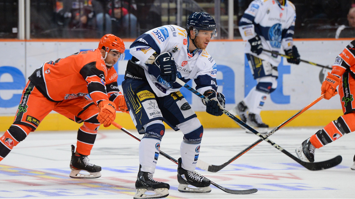 Enter Raffle to Win #74 Game Worn Away jersey hosted by Coventry Blaze