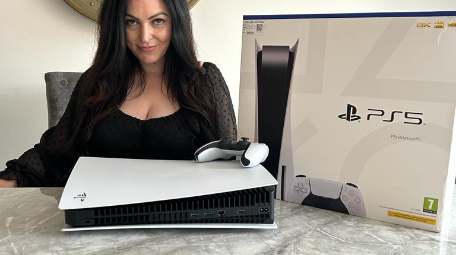 Enter Raffle to Win a PS5 hosted by Simply Winners