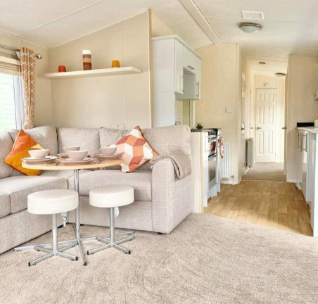 Enter Raffle to Win 4 Bed Delta Delux Caravan hosted by Chris Wallace
