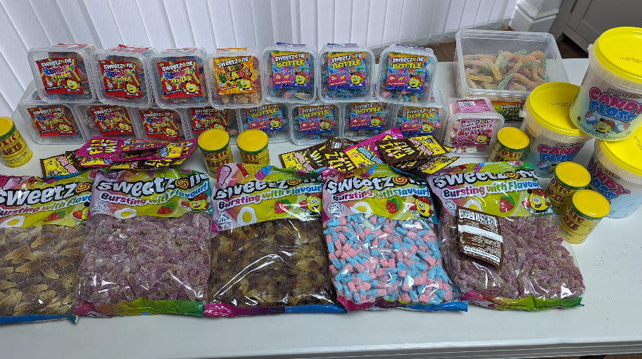Enter Raffle to Win Over £100 worth of sweets hosted by JoJo's raffle