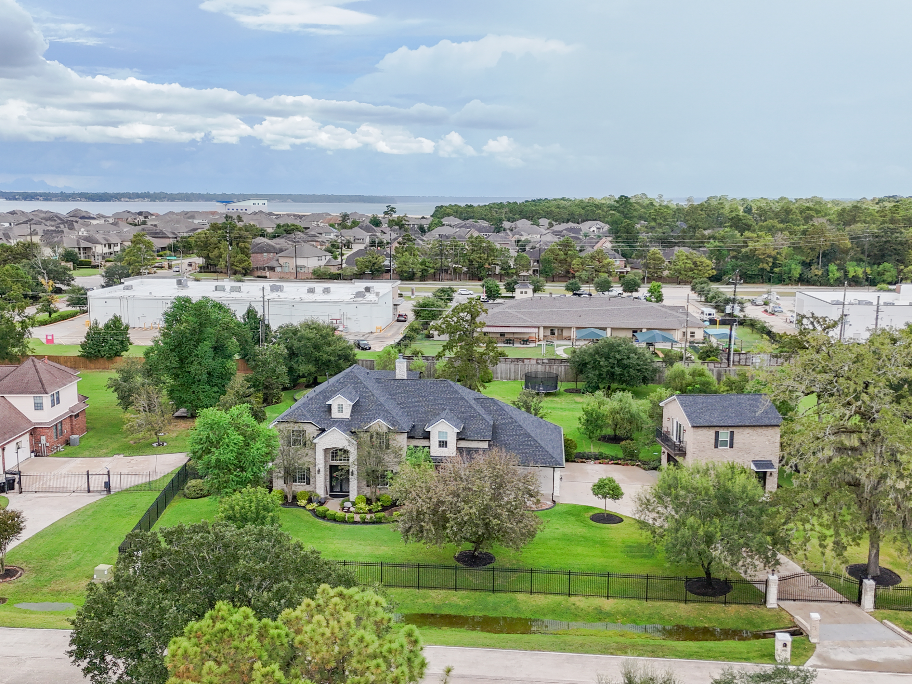 Enter Raffle to Win A $1.5 Million Oasis Dream Home hosted by Stephen Perry