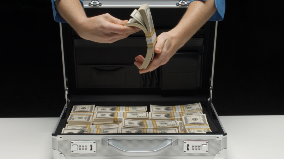 Enter Raffle to Win £5,000 Cash Prize hosted by BLITZ RAFFLES
