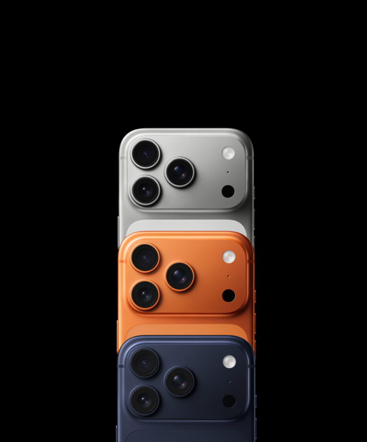 Enter Raffle to Win For ONLY 50P IPhone 17 pro max Orange hosted by www ...